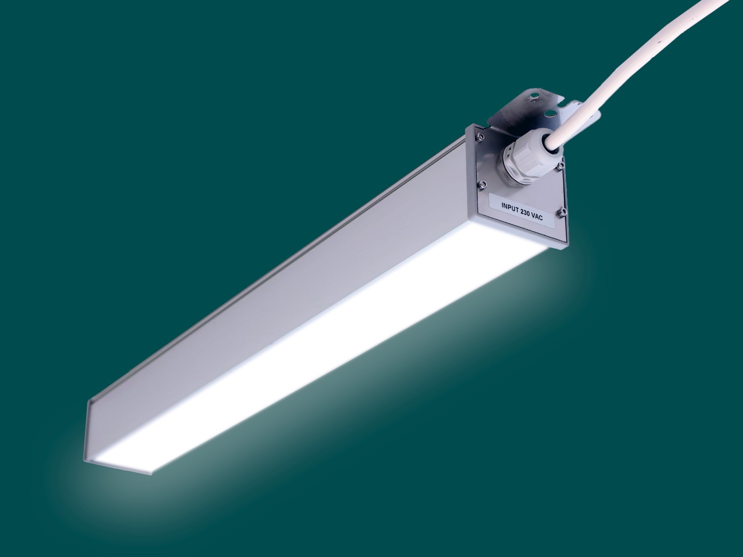 Kiinteä led-valaisin vai led-valoputki loisteputken tilalle?